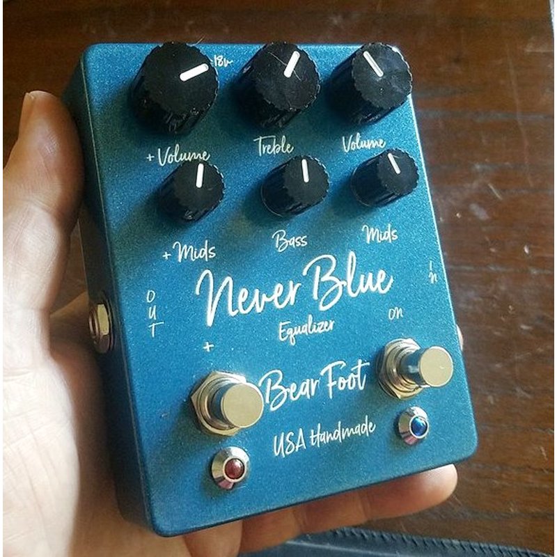Bearfoot FX Never Blue Equalizer, 249,00 Bearfoot FX Never Blue Equalizer, 249,00